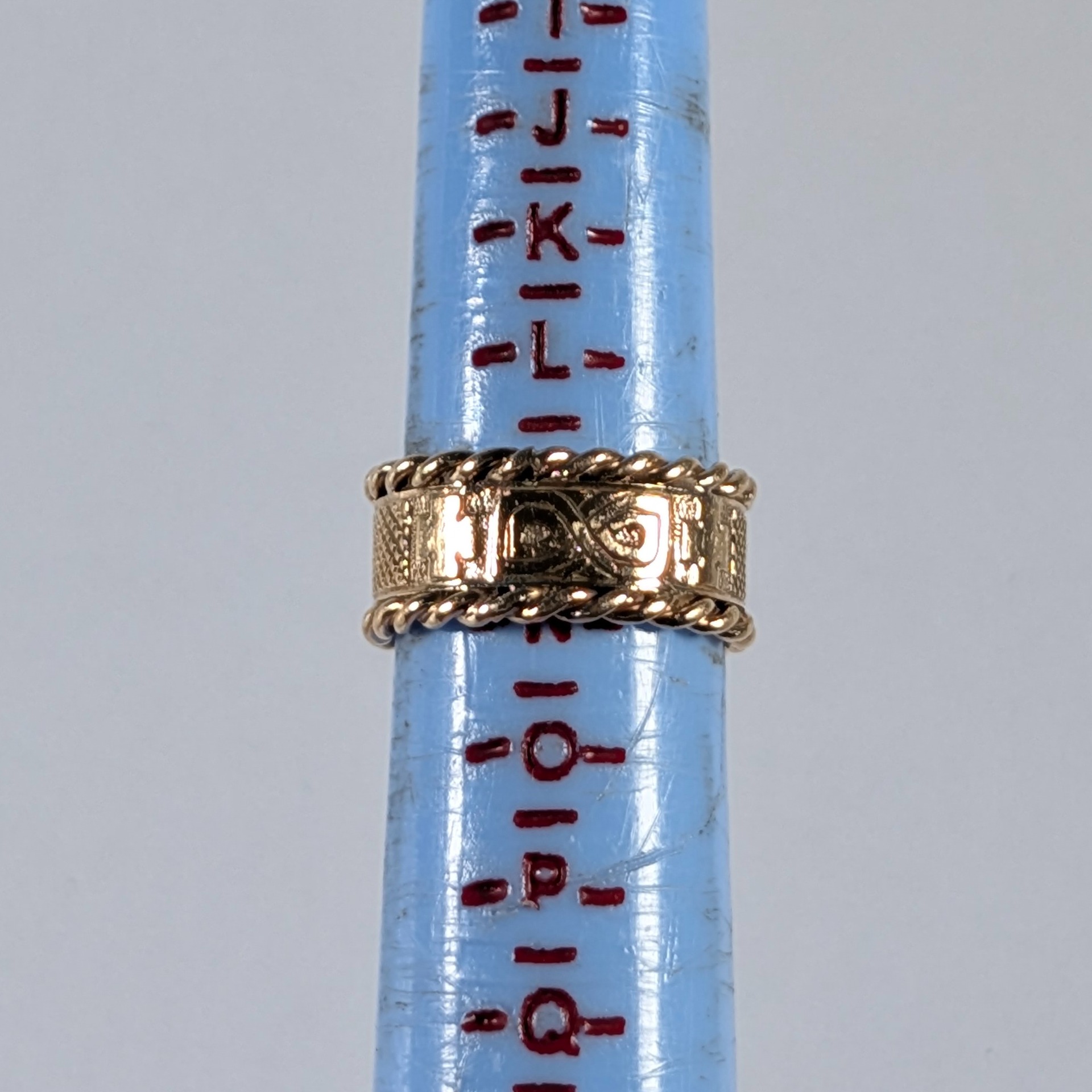 Pre-owned 9ct Gold Charity Wide Band Rope twisted Rim Ring Size M1/2 ...